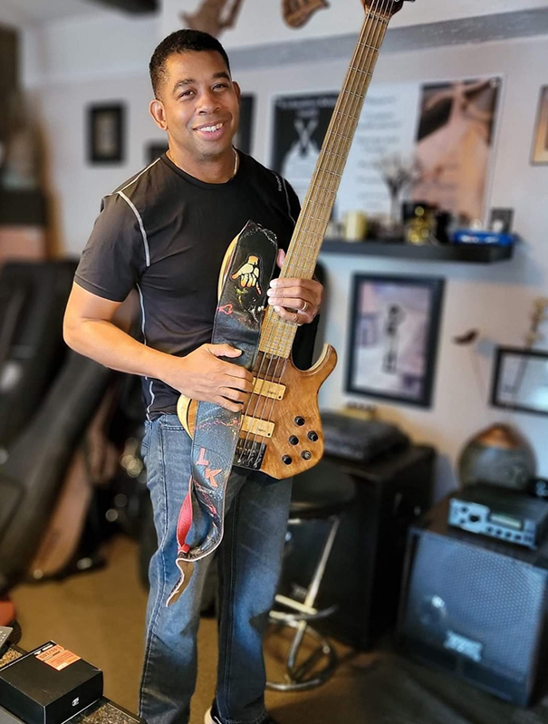 David Dyson - Professional Bassist - Official Website